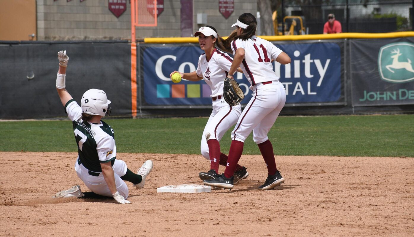 Castaneda, Bradford Earn All-American Scholar Recognition | Desert Speed School